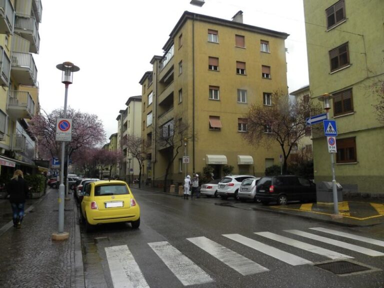 Bolzano amplia la sosta gratuita di un'ora includendo via Torino - La ...